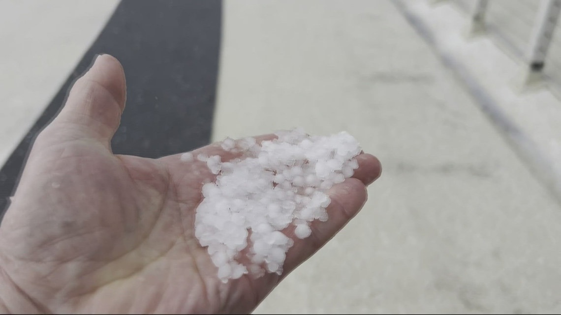 Rain and hail showers, thunderstorms move into Portland metro area ...