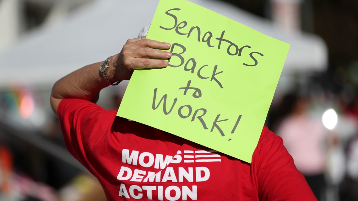 GOP boycott in Oregon threatens bills and political careers | kgw.com