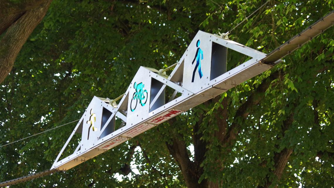 Who built Longview's first bridge for squirrels | kgw.com