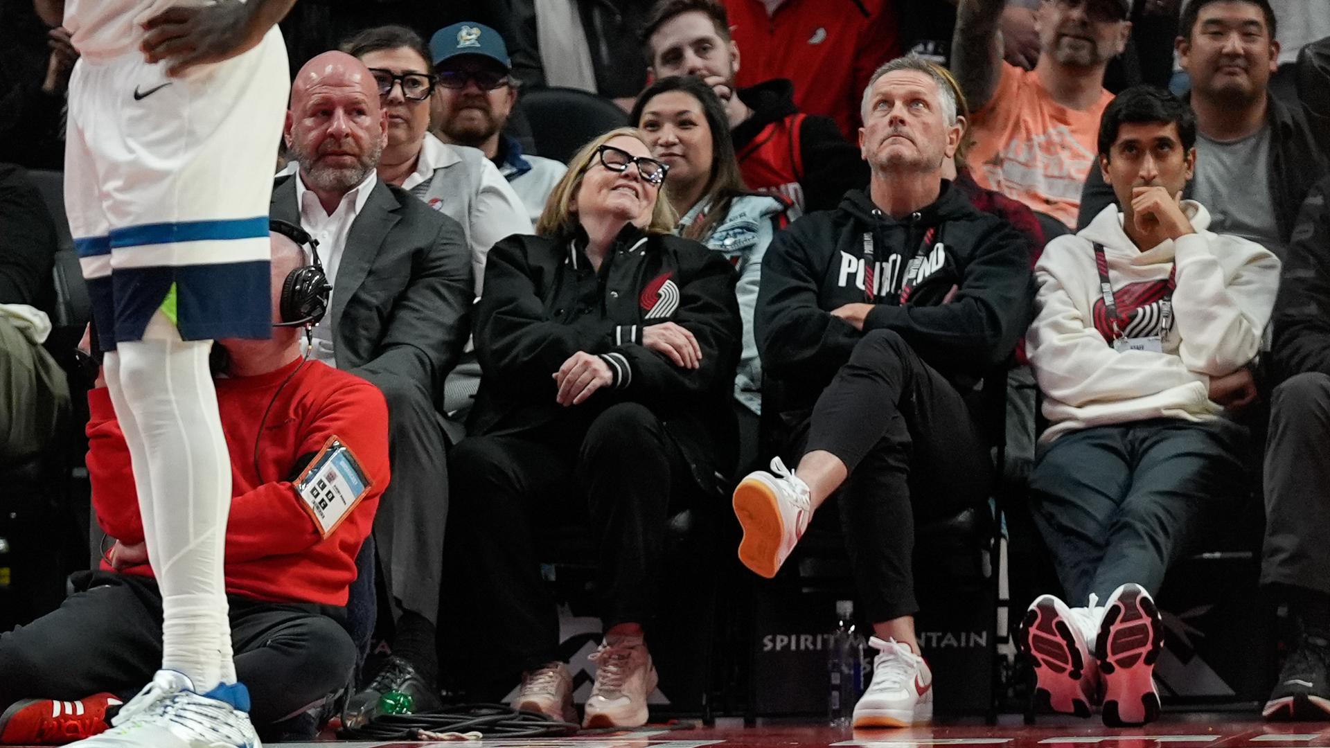 Blazers new owner Tom Dundon speaks to media at Moda Center | kgw.com