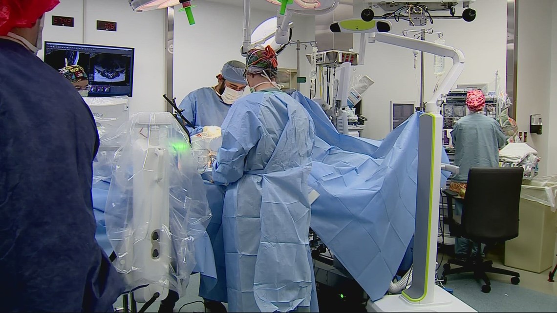 Researchers find new metal could reduce surgical infection risk | kgw.com