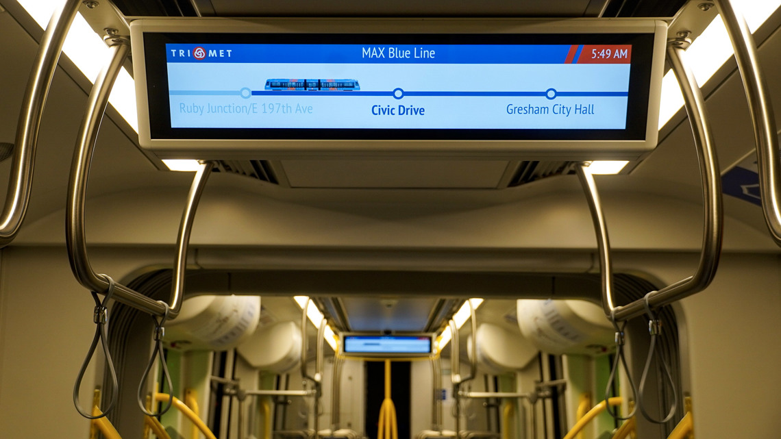 New MAX trains roll out in Portland | kgw.com