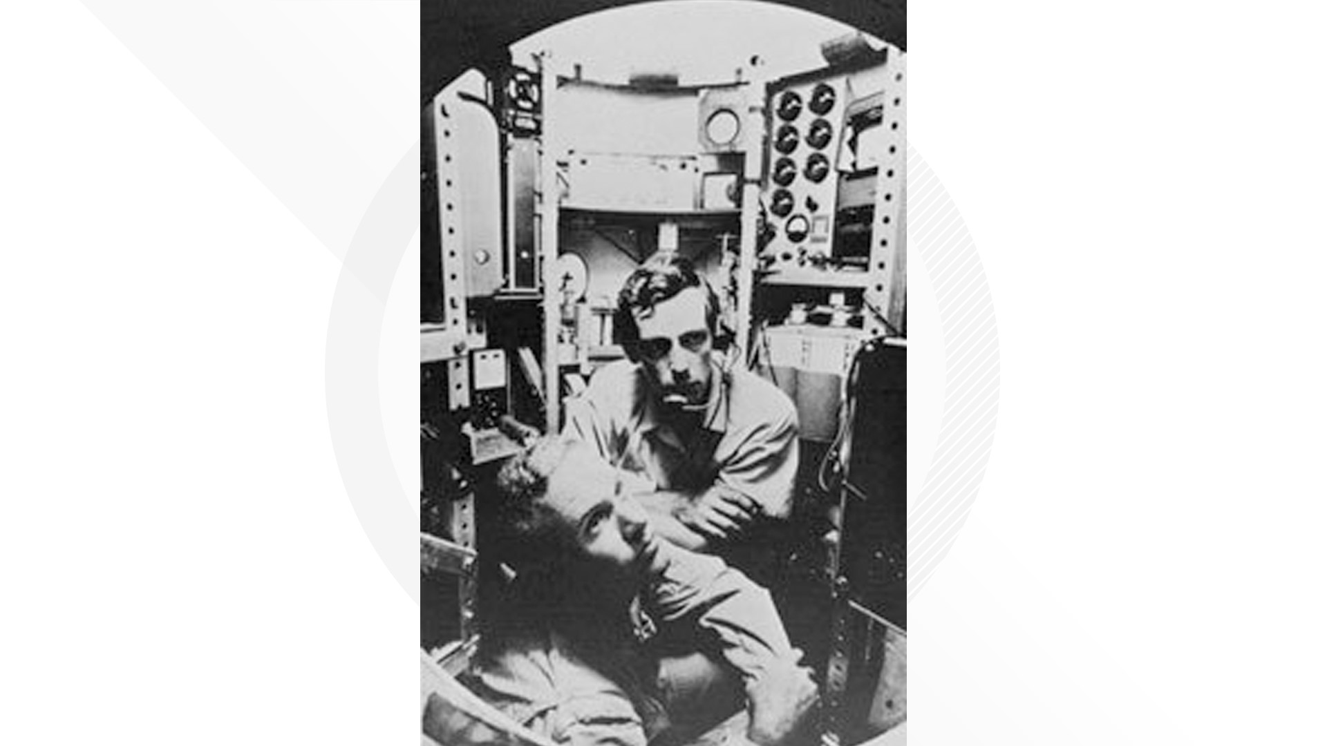 Deep sea explorer Don Walsh dies in Oregon at 92 | kgw.com