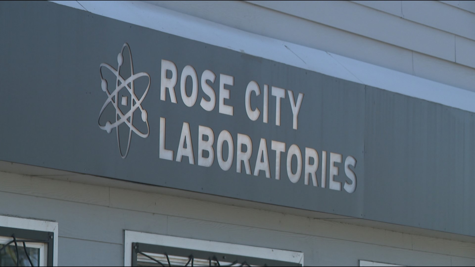 Portland lab is first in Oregon licensed to test legal psilocybin | kgw.com