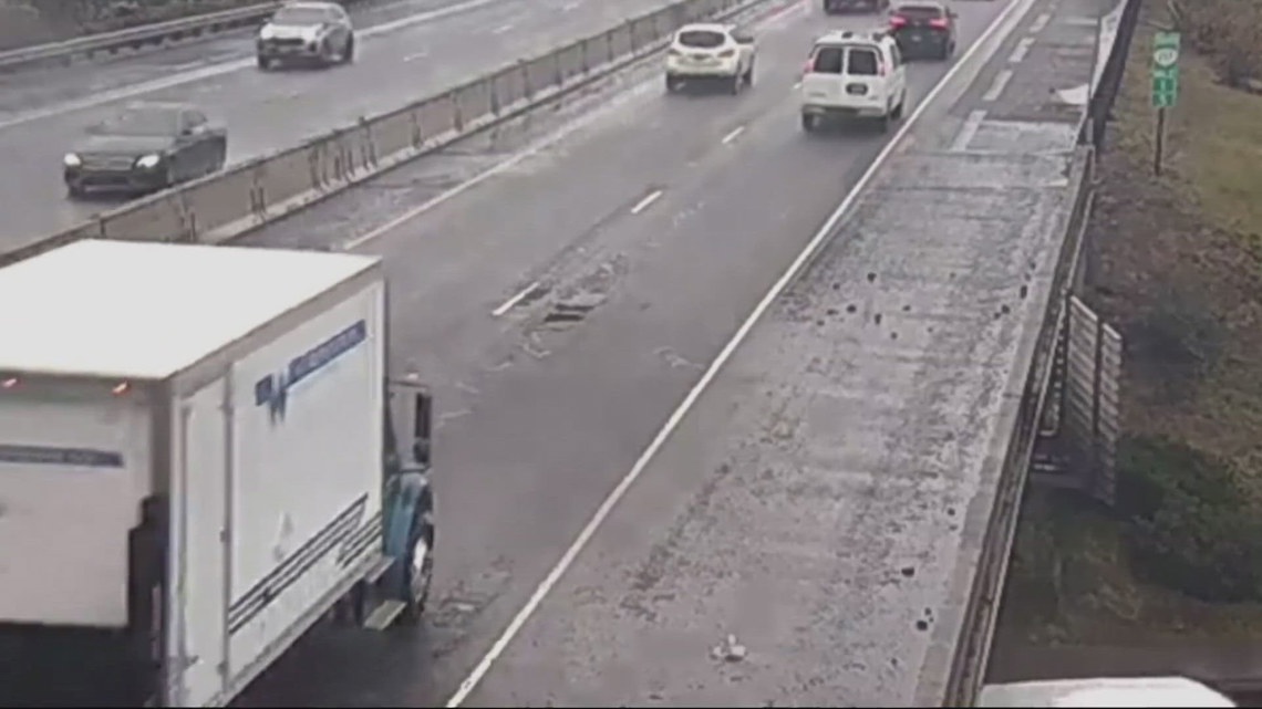 The ongoing issue of potholes around the Portland metro area | kgw.com