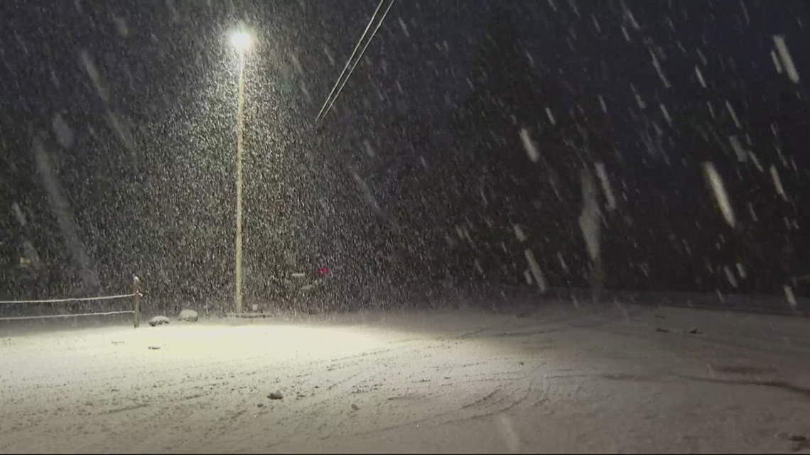Portland crews prep roads as snow falls in Coast Range | kgw.com