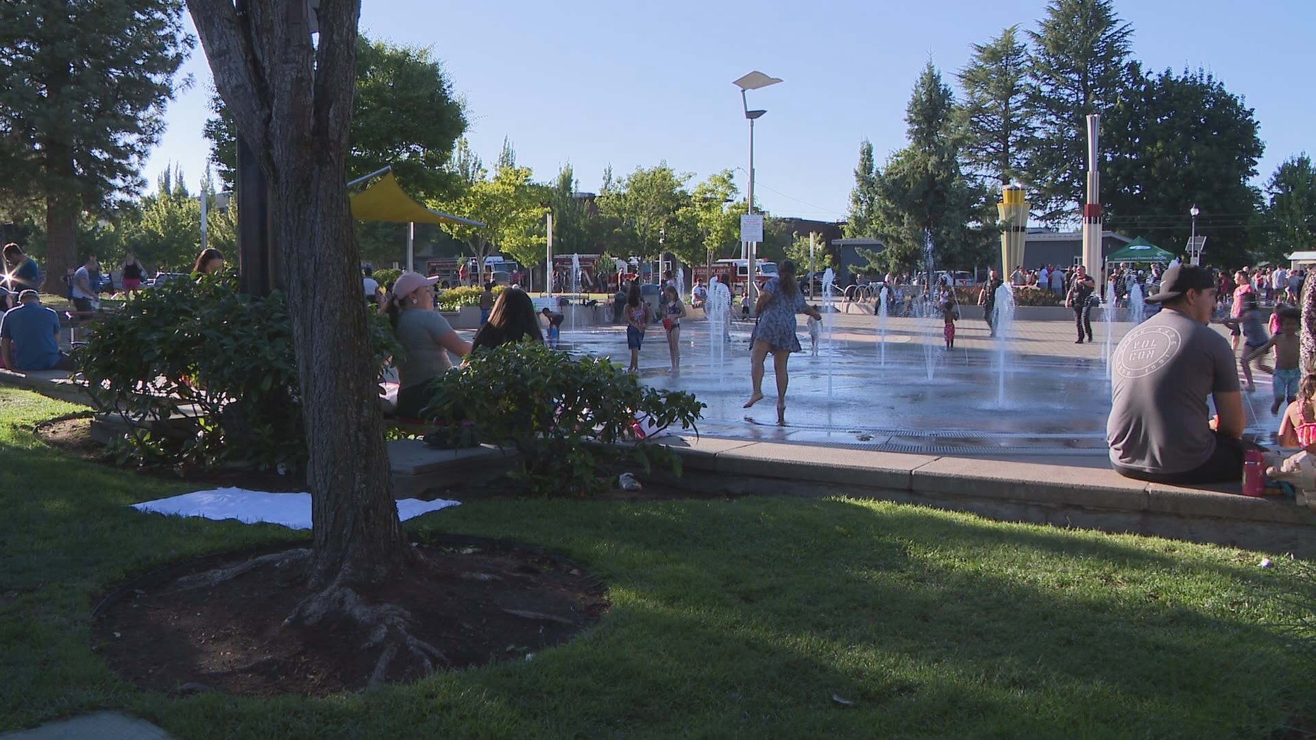 East Multnomah County residents connect on National Night Out | kgw.com