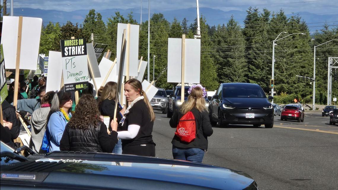 Nurses to continue picketing after 3-day Providence strike | kgw.com