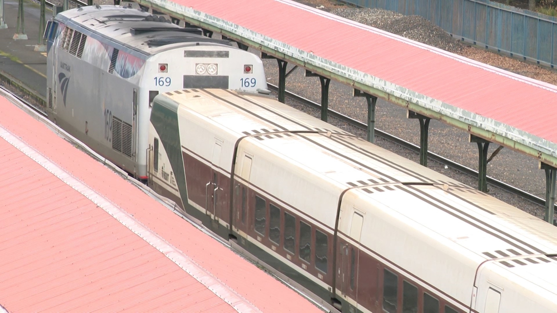 Oregon lawmakers push to include passenger rail in big transportation ...