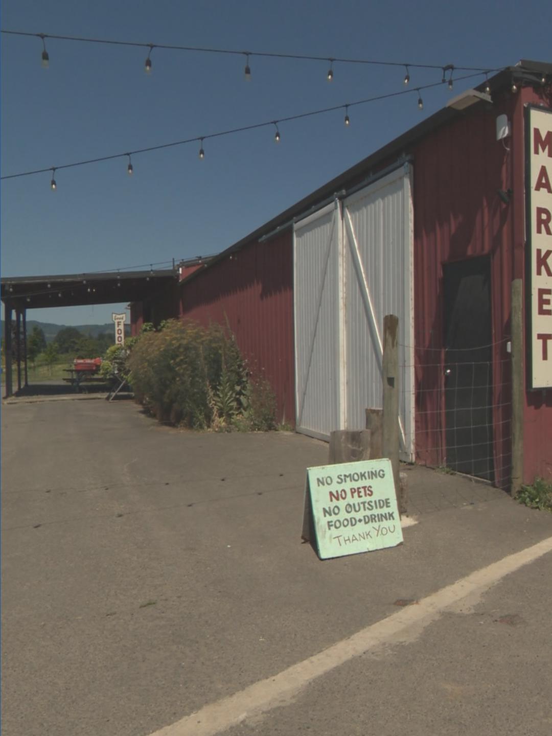 Owners of Oregon family farm stands claim threat from state policy ...
