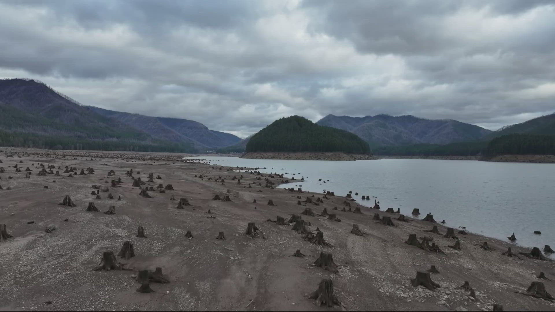 Proposed deeper drawdown of Detroit Lake draws ire from residents | kgw.com
