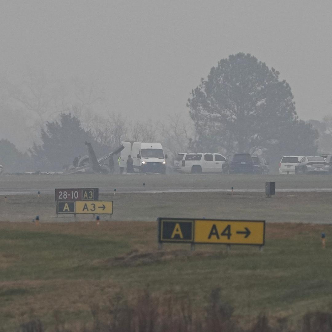 A business jet crashed while landing at an airport in North Carolina ...