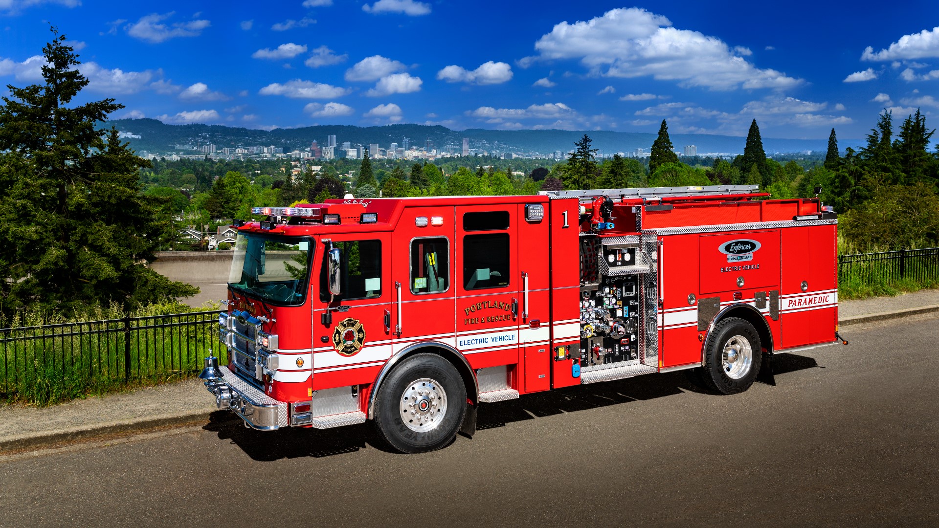 Portland Fire and Rescue unveils eco-friendly fire truck | kgw.com