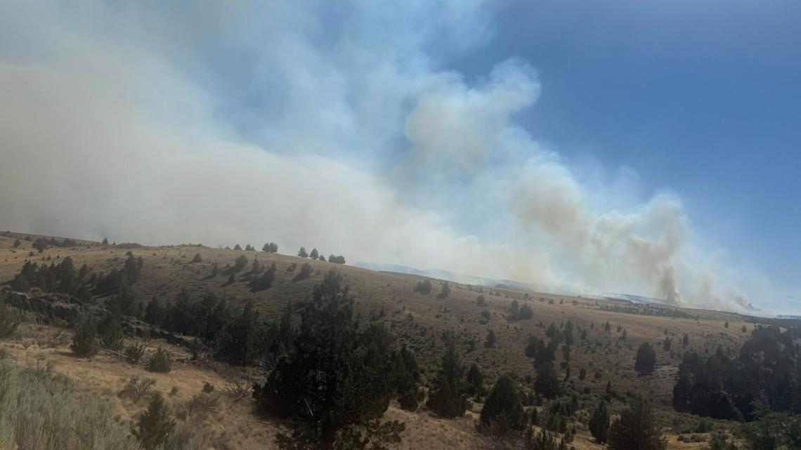 Cram Fire northeast of Madras grows to over 40,000 acres, evacuations ...