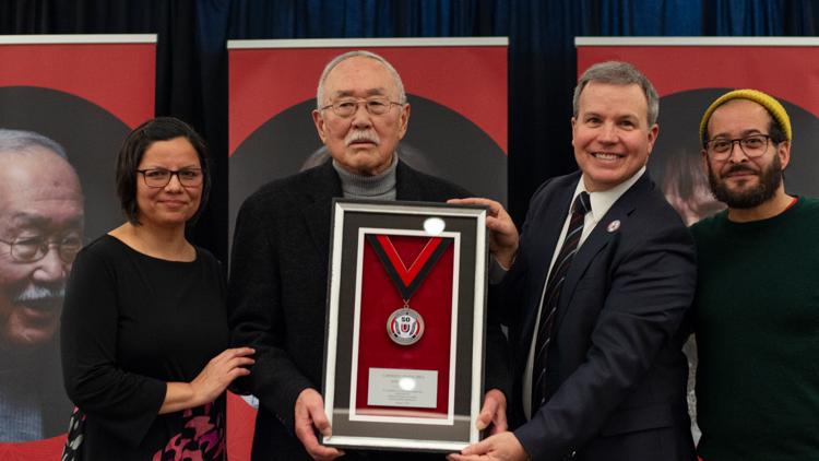 Oregon's fifth poet laureate inspires through others through work | kgw.com