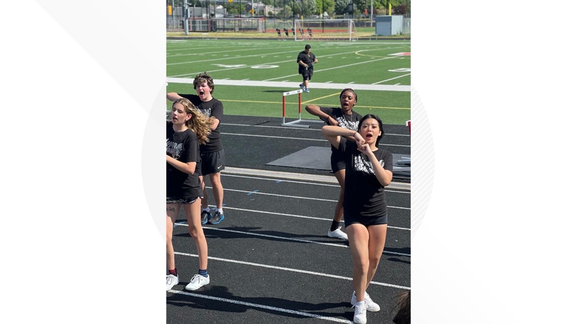 Portland high school brings Southern cheerleading style to Oregon | kgw.com