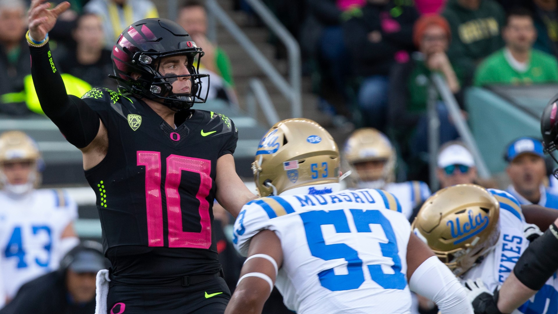Oregon Ducks win UCLA 45-30 | kgw.com