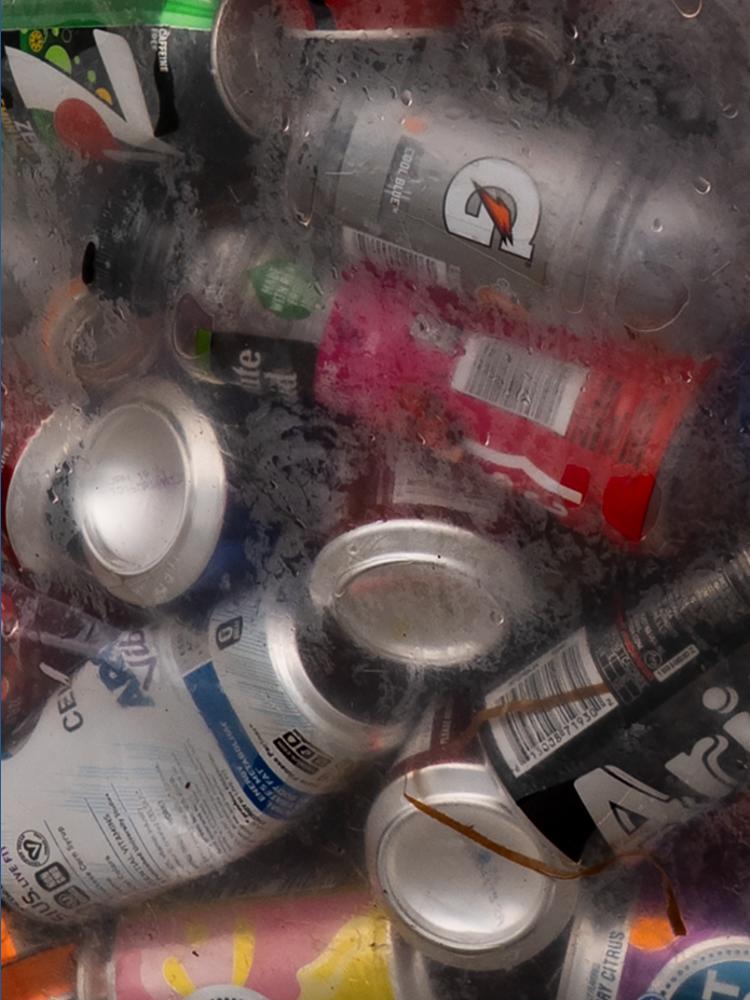 Oregon lawmakers OK changes to landmark bottle redemption law | kgw.com