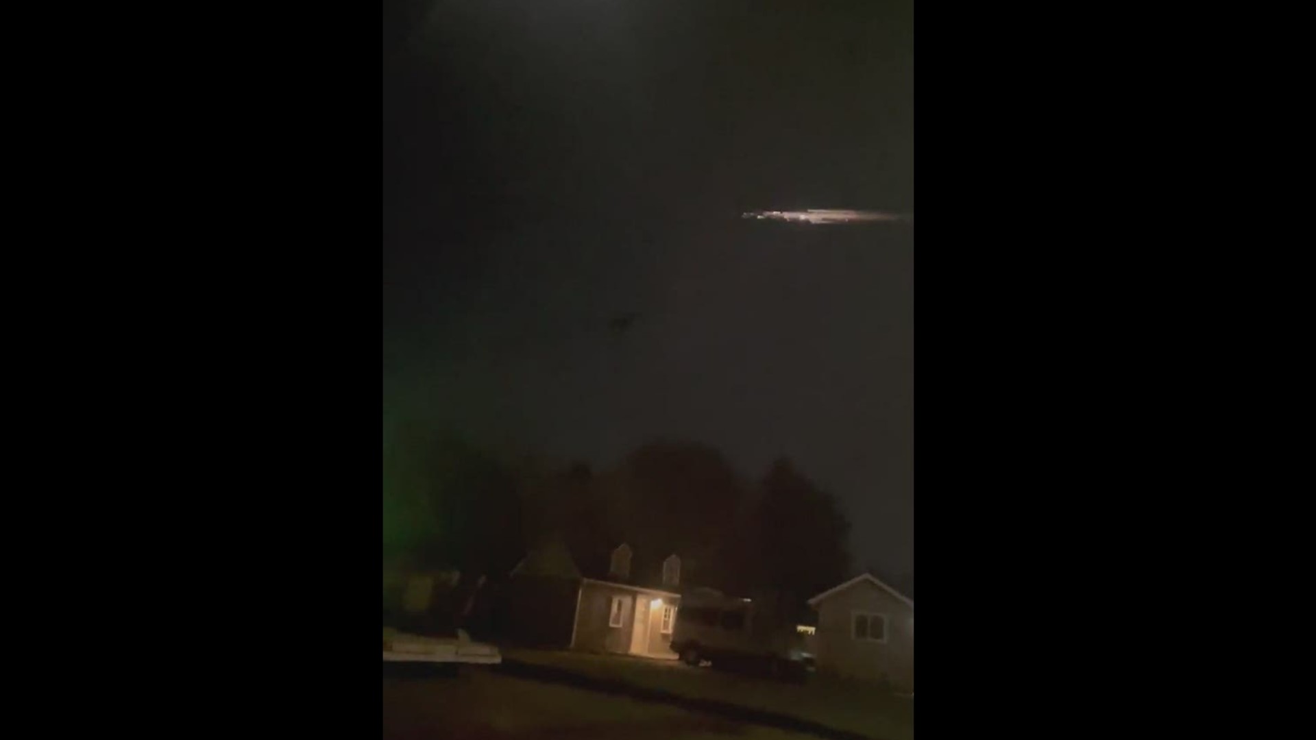 'It’s just so beautiful. It was so crazy': Light show in the sky amazes ...
