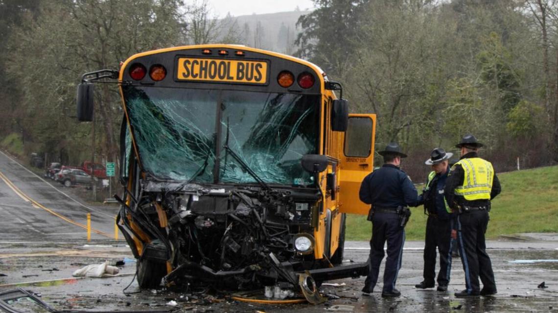 Driver dies after crash with Salem-Keizer Public Schools bus | kgw.com