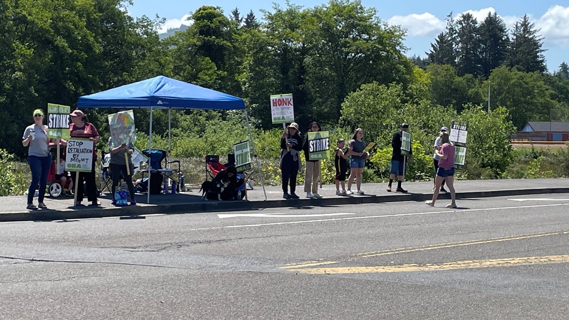 Nurses picket outside Providence Seaside on third day of strike | kgw.com