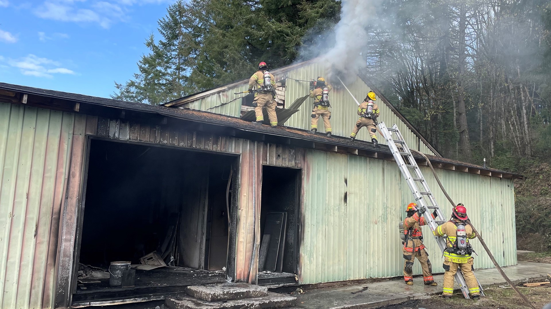 Fire at rural Clark County shop leaves one dead | kgw.com