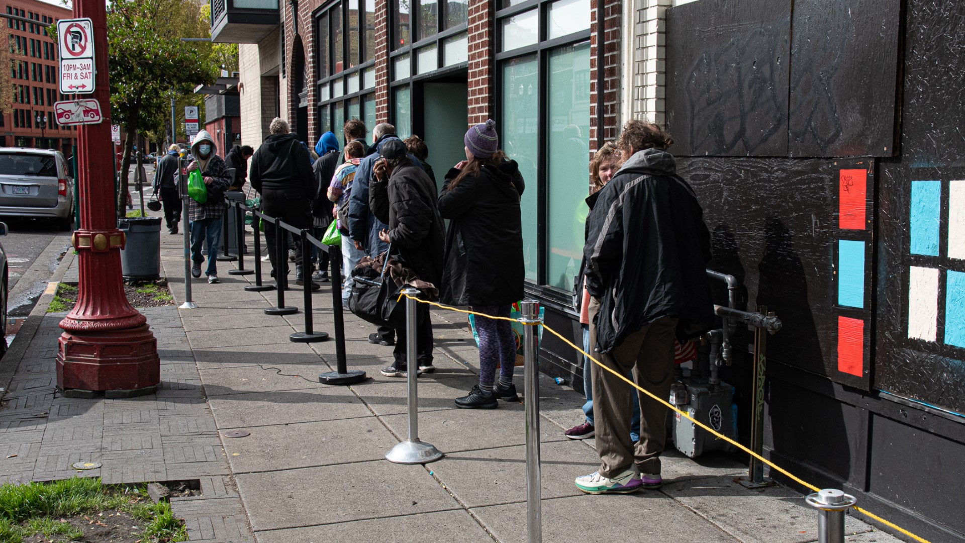 VERIFY: What's the difference between tear gas and CS gas used by ...