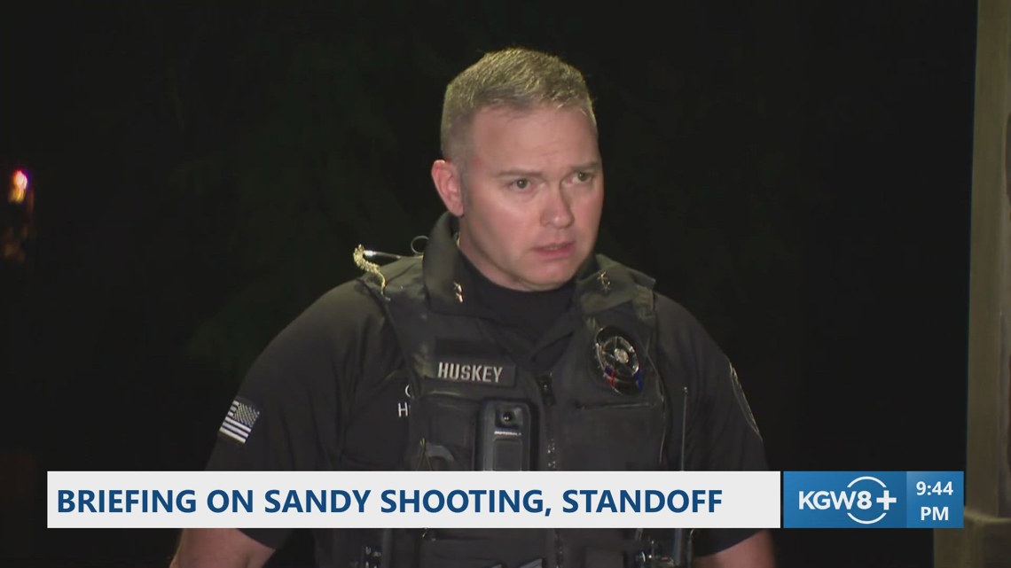 Sandy, Oregon shooting update: Multiple dead, officer shot; suspect ...