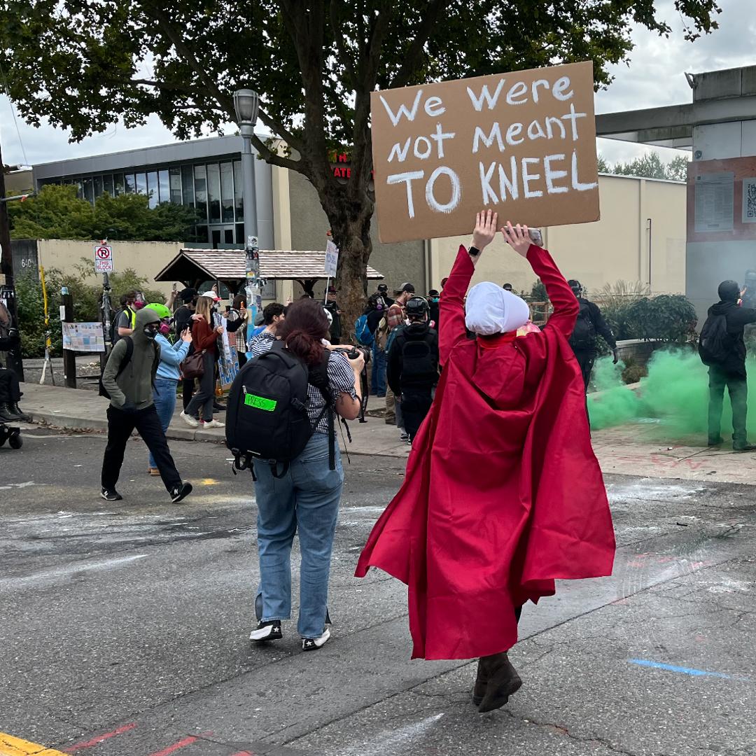Feds use tear gas on protesters at Portland ICE facility Saturday | kgw.com