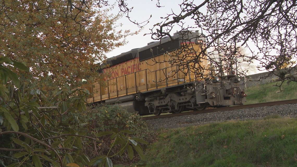 1 dead after being hit by freight train in Portland | kgw.com