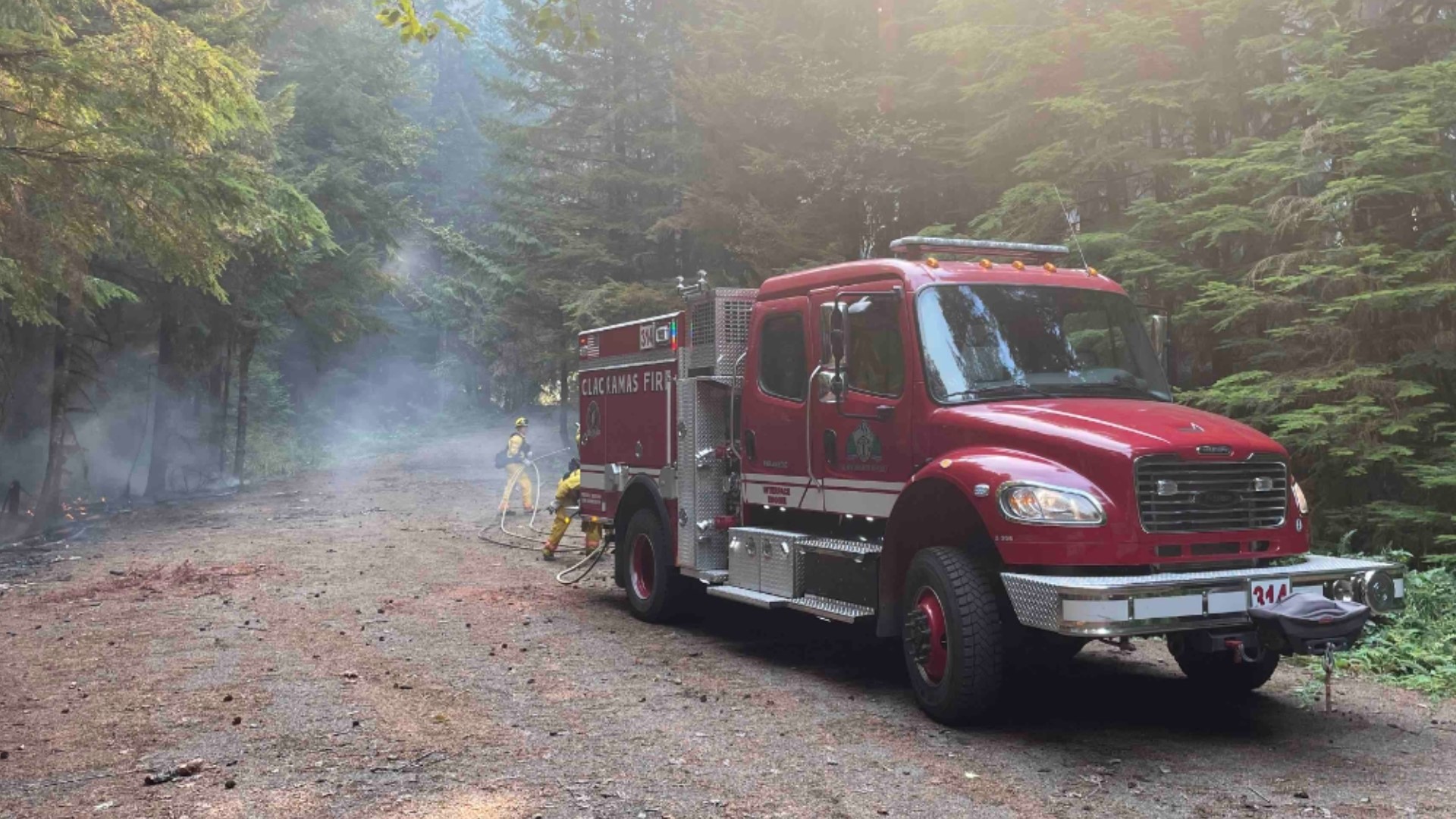 Lightning sparks fire south of Bull Run Dam | kgw.com