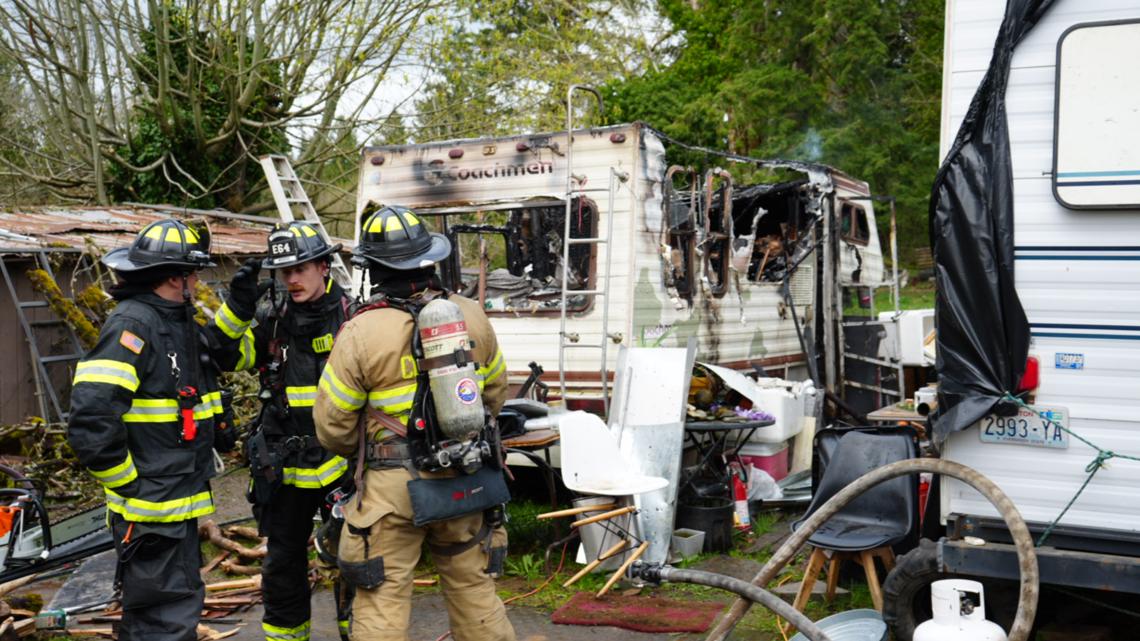 RV fire in Mt. Vista kills 1, destroys vehicle | kgw.com