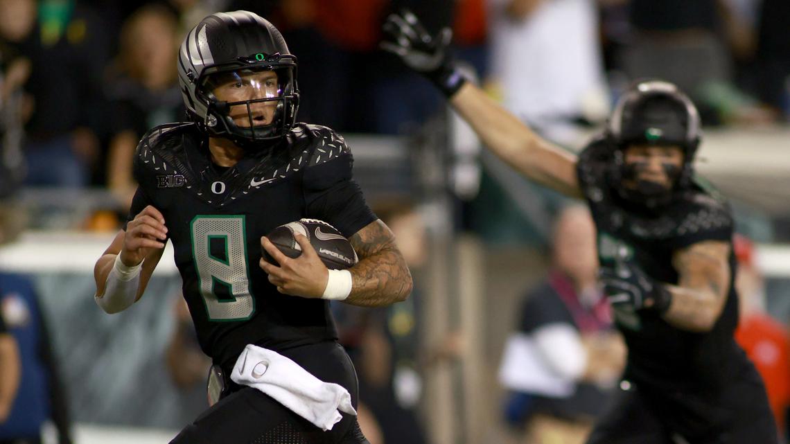 Oregon Ducks beat Ohio State Buckeyes, 32-31 | kgw.com