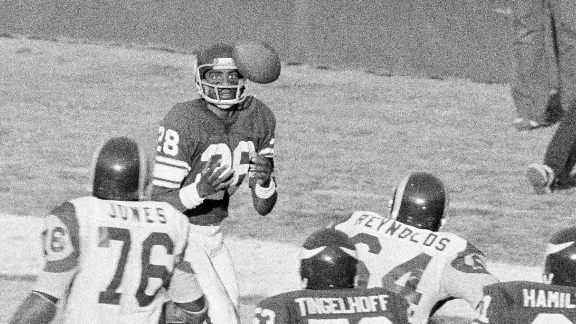 Ahmad Rashad's legacy: Oregon Ducks, NFL and 'NBA Inside Stuff' | kgw.com