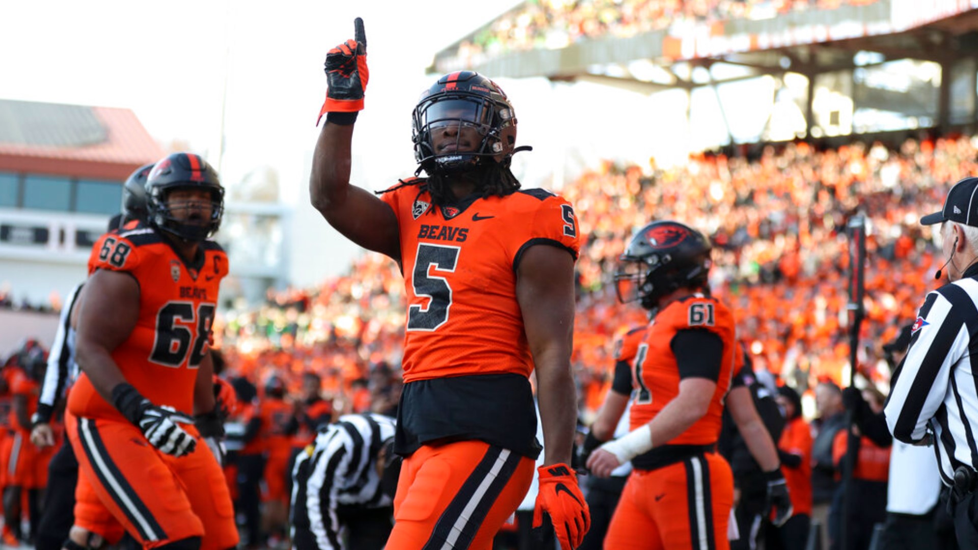 Video shows Ducks' player throwing postgame punch | kgw.com