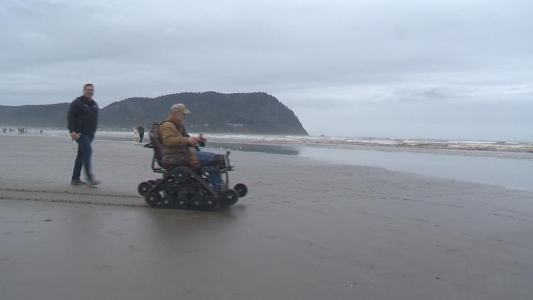 David's Chair brings beach mobility to the Oregon coast | kgw.com