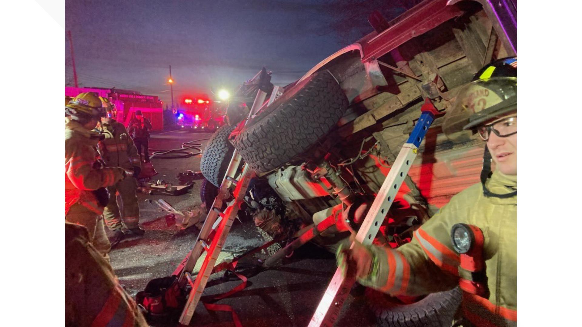 Teenager dead after rollover crash involving FedEx truck in Portland ...