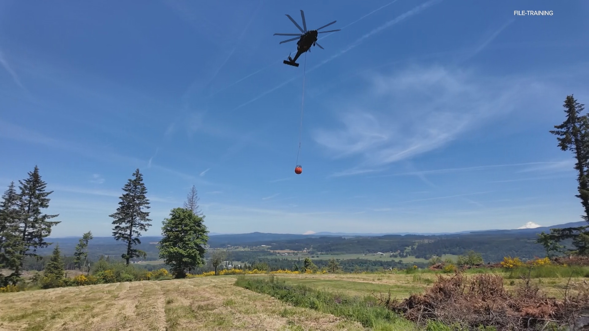 Oregon firefighters convene for wildfire season training | kgw.com