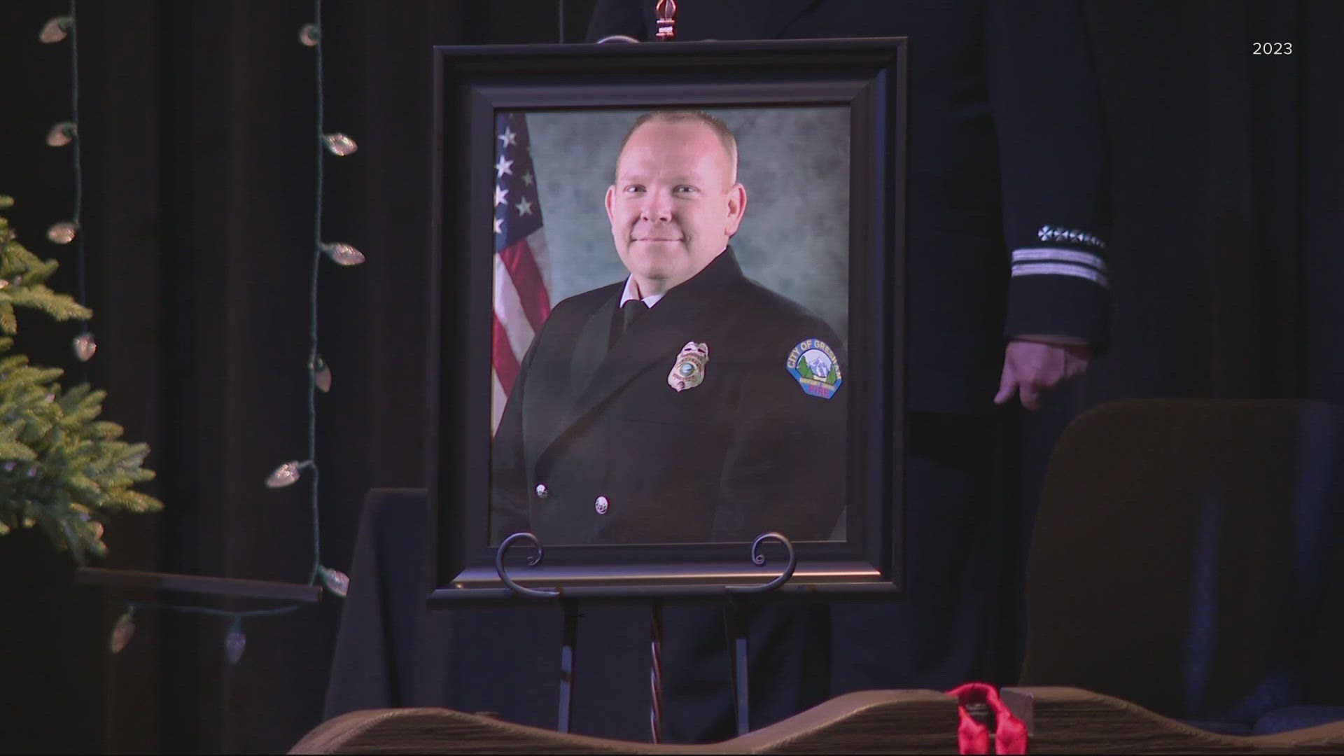 Gresham firefighter honored with Oregon Senate resolution after cancer ...