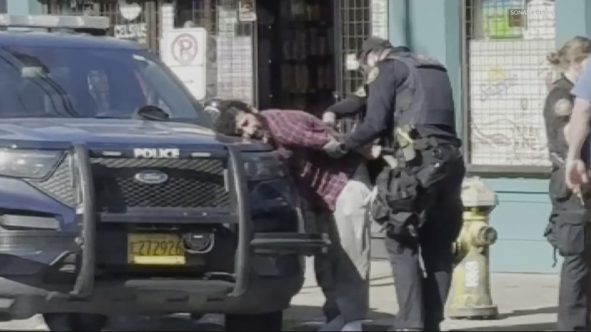 Suspect in 2 Portland standoffs arrested | kgw.com