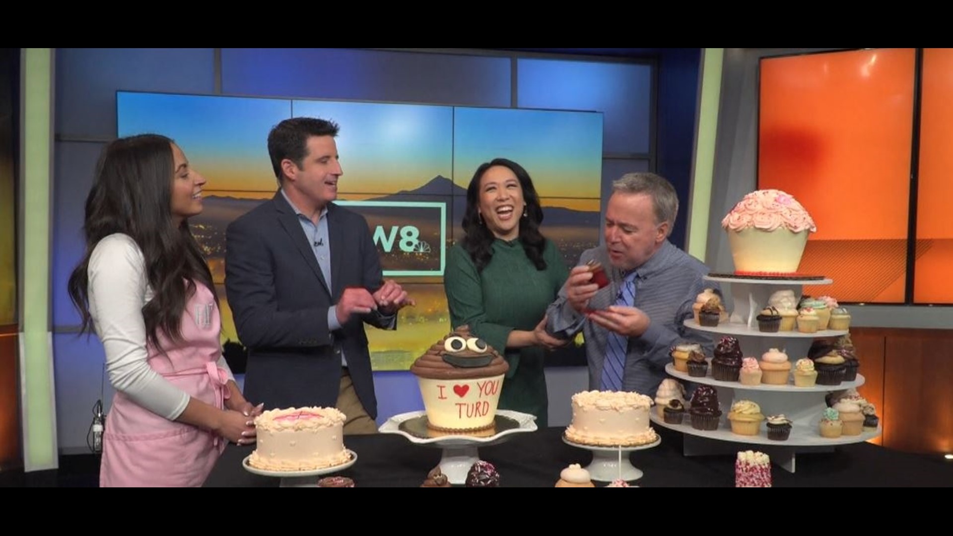 Fat Cupcake shop celebrates Valentine's Day | kgw.com