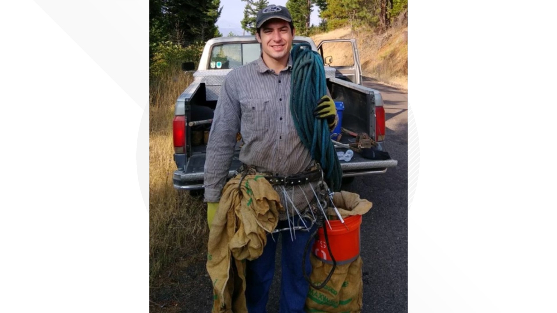 Memorial held for firefighter killed in Rum Creek Fire | kgw.com