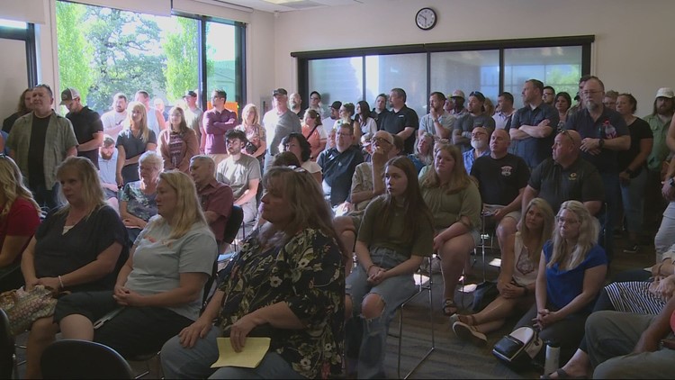 Group pushes to keep Larch Corrections Center open | kgw.com