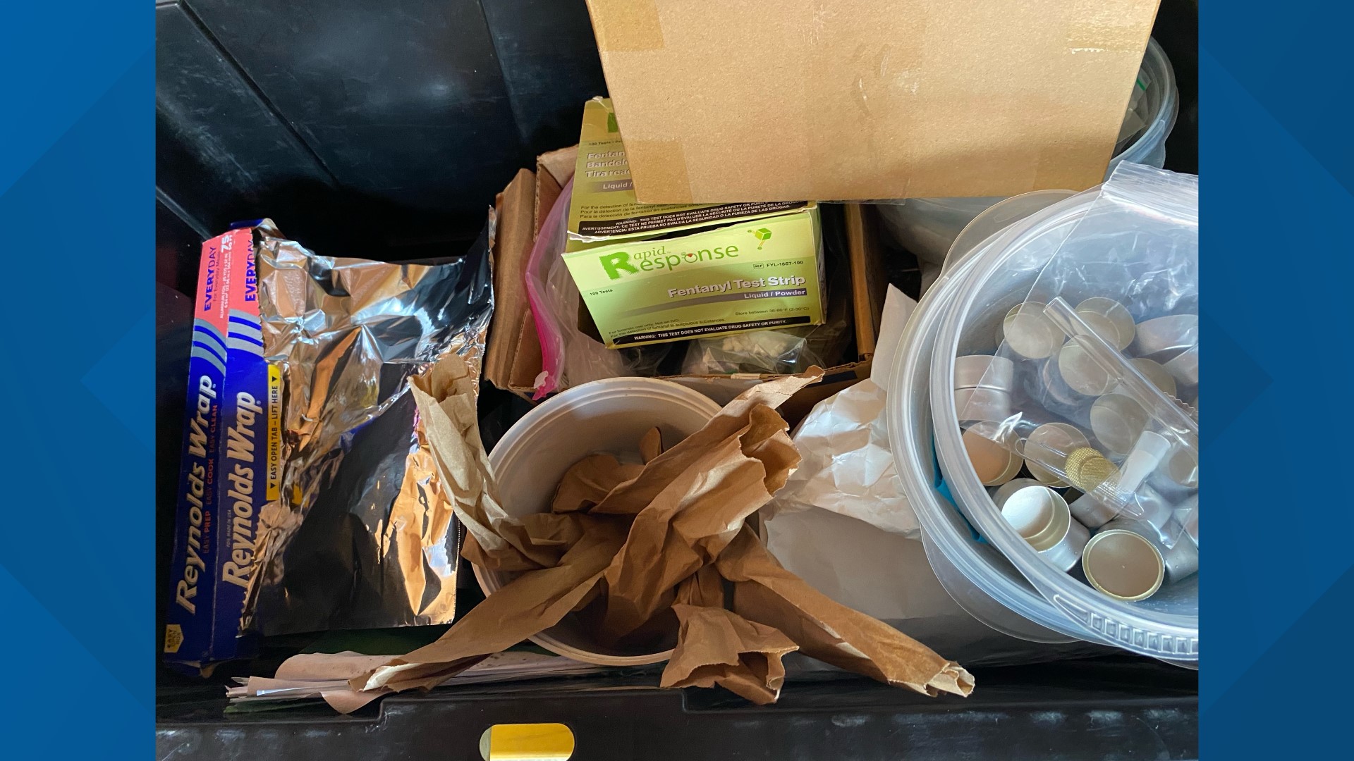 Outreach team in Portland hands out clean drug paraphernalia | kgw.com