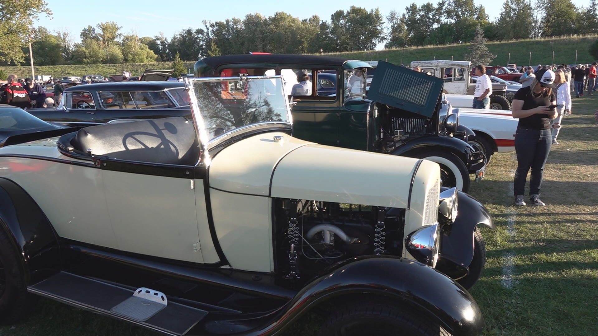 Classic car event held at Portland International Raceway | kgw.com