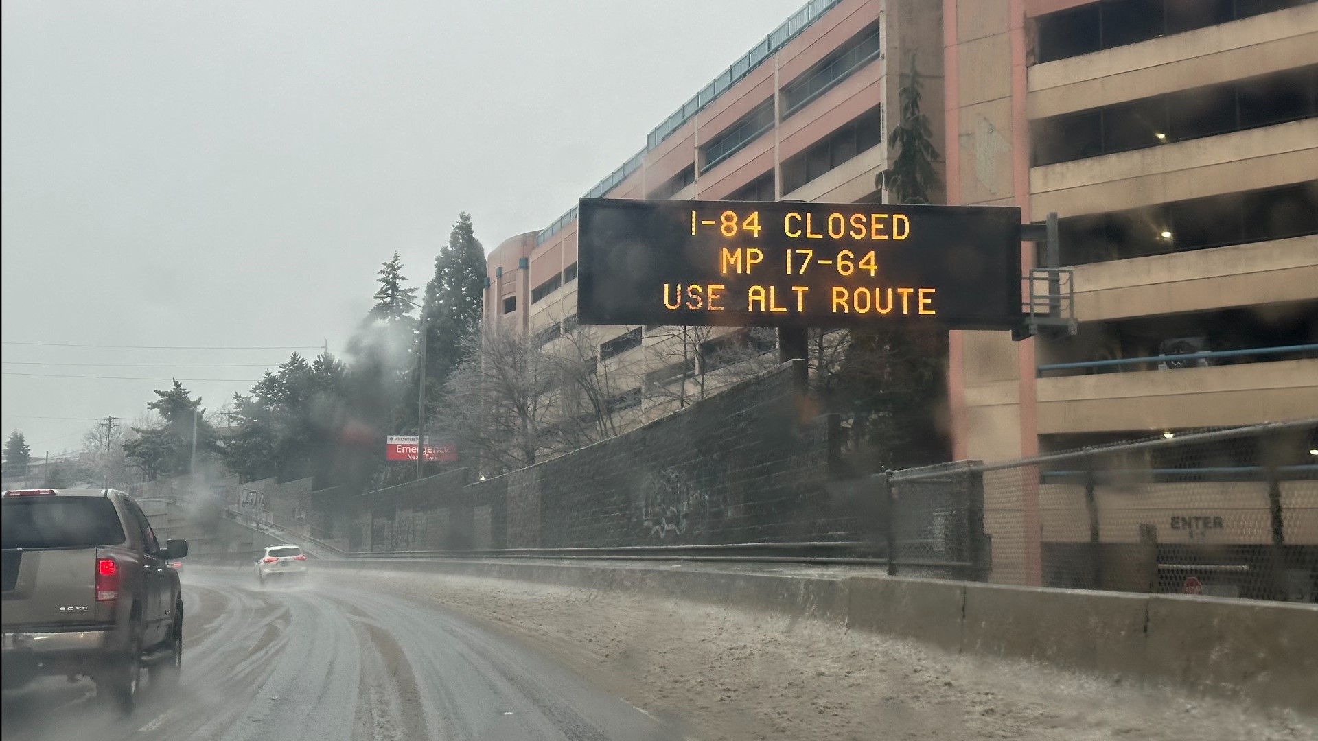 I-84 through the Gorge reopen on Wednesday night | kgw.com
