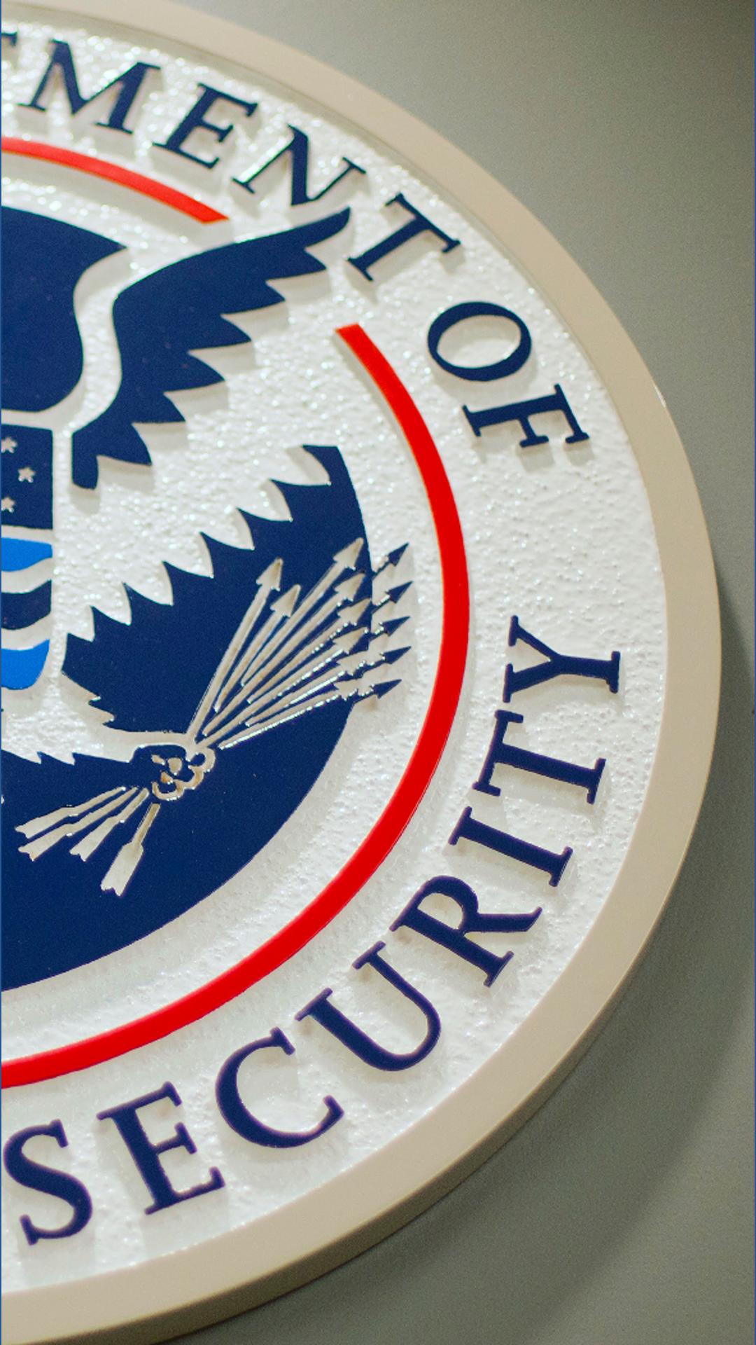Judge in Oregon blocks DHS rule criminalizing 'unusual noise' around ...