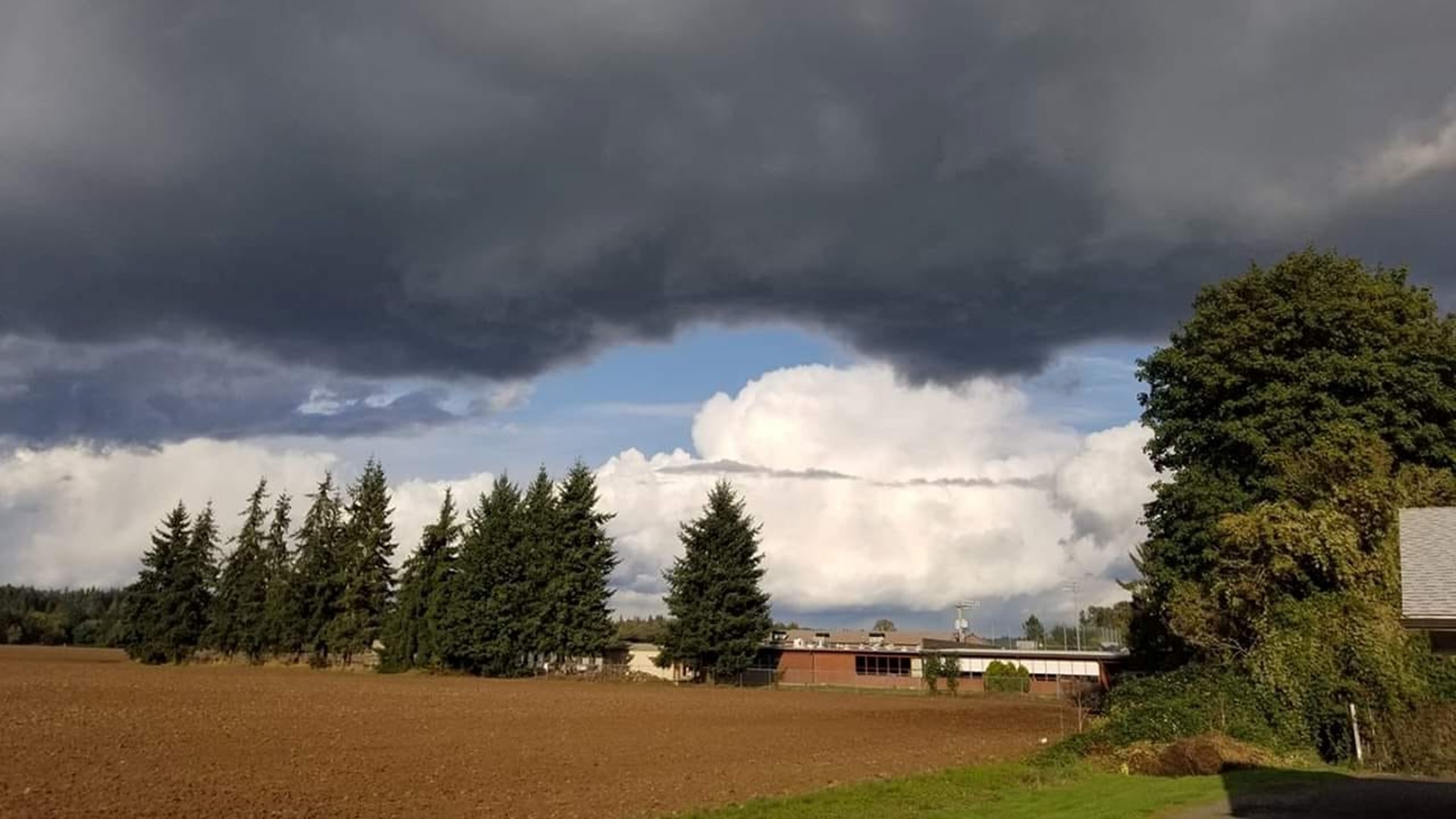 Portland weather: Thunderstorm brings lightning, hail | kgw.com
