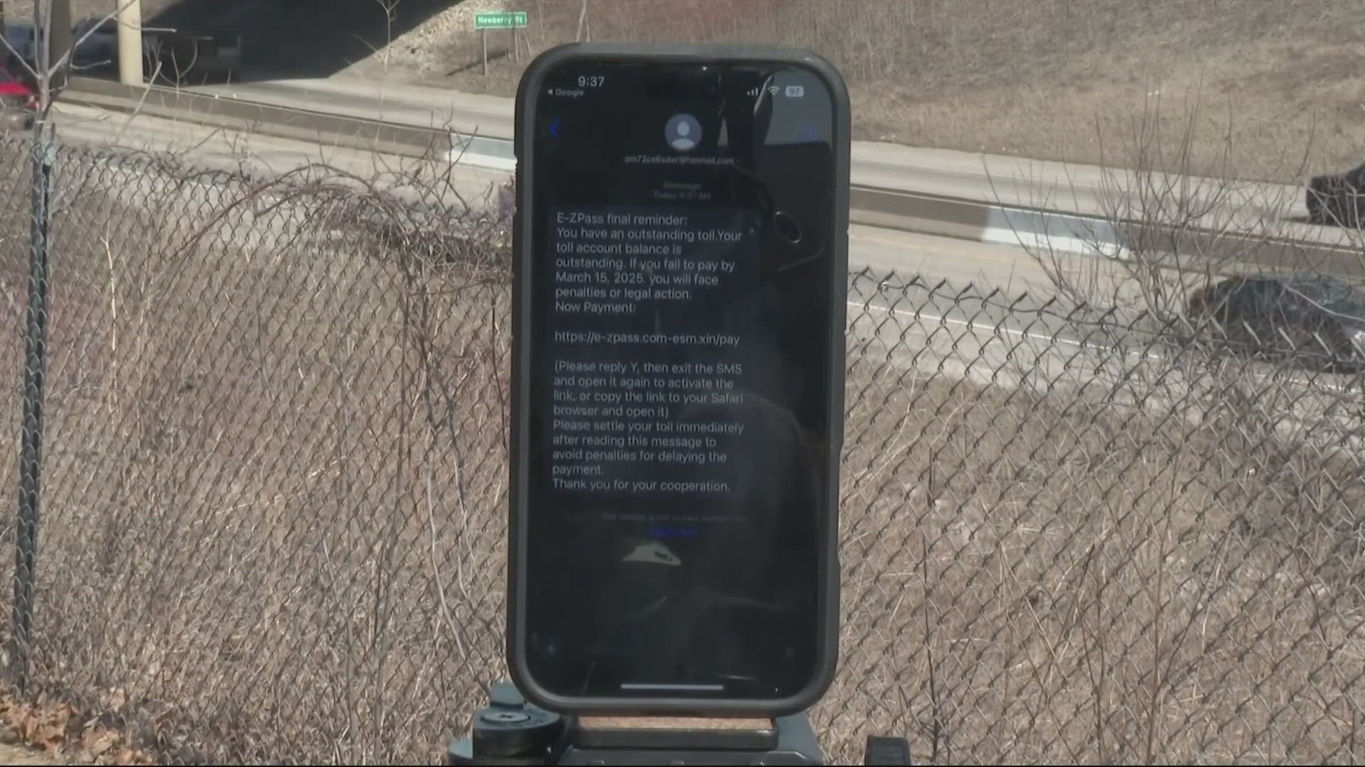 Scam texts about unpaid tolls are proliferating in Oregon | kgw.com