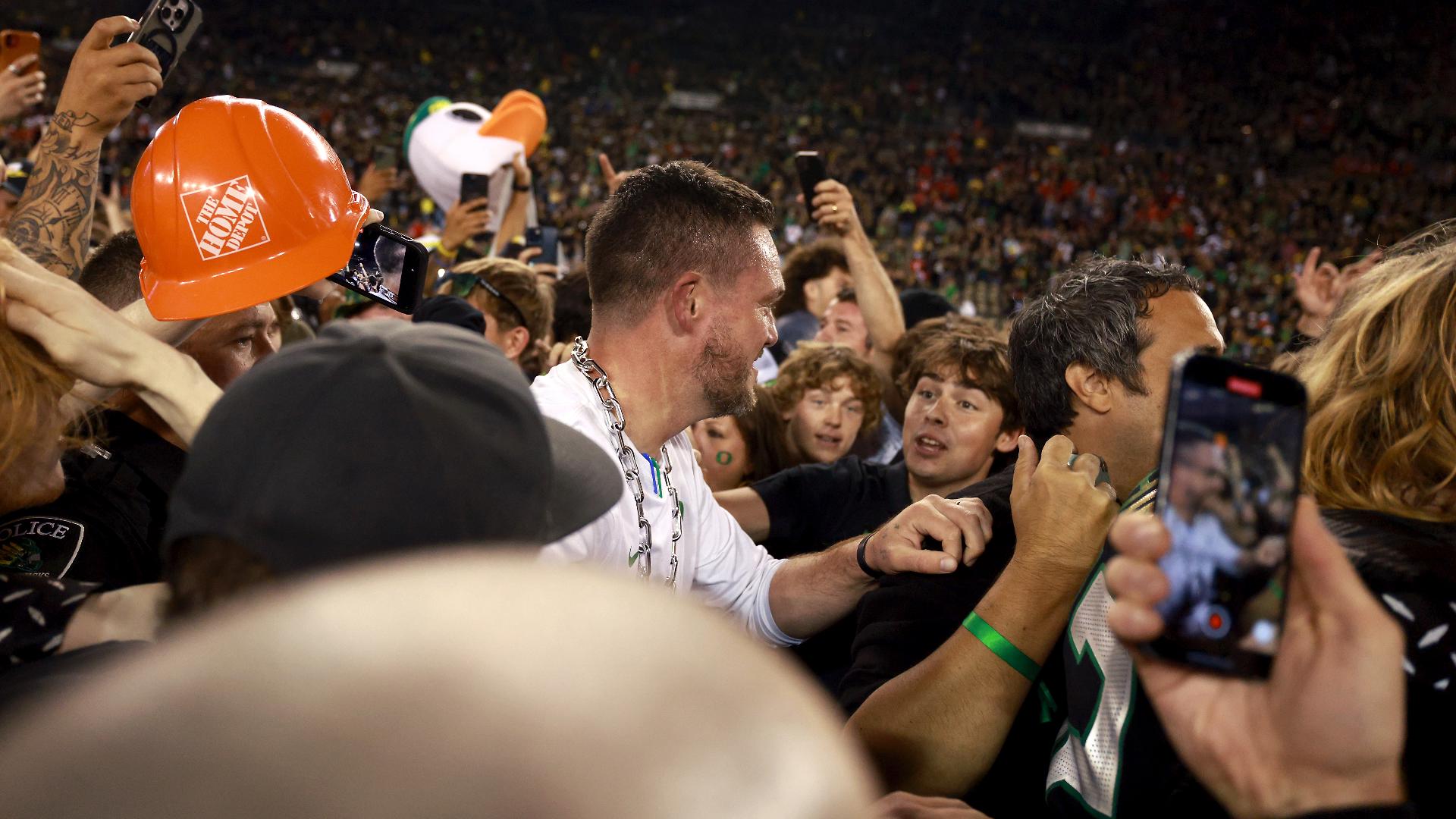 Oregon Ducks beat Ohio State Buckeyes, 32-31 | kgw.com